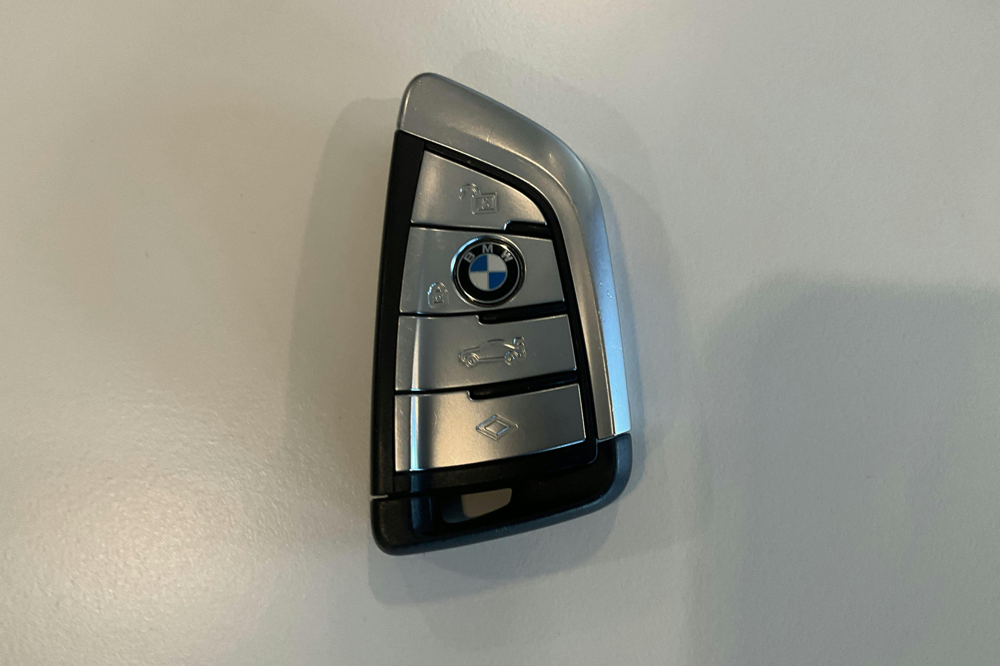 Begagnad BMW 530e xDrive Sedan, G30 12kWh LCI | kvd.se