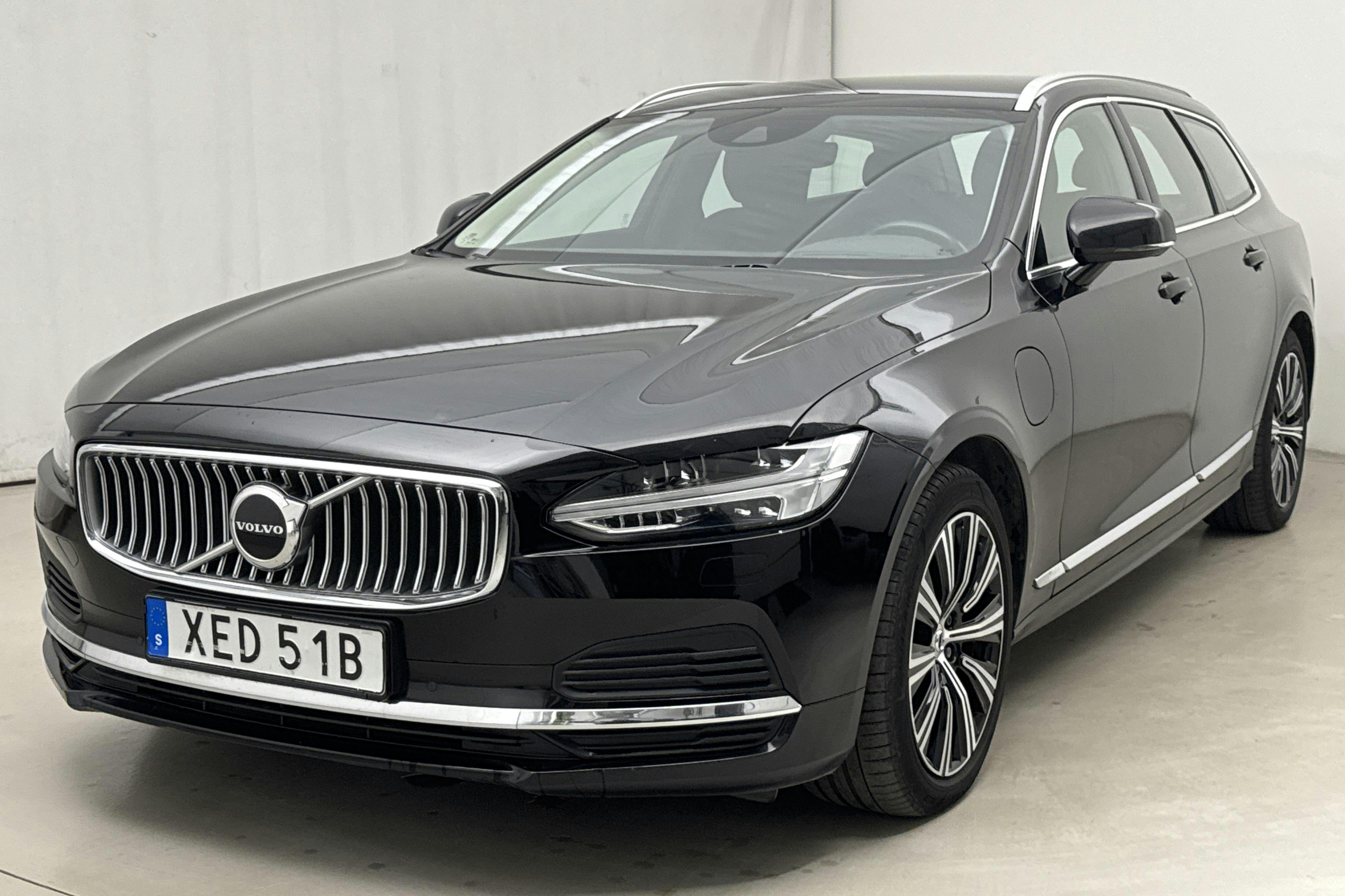 Begagnad Volvo T6 AWD Twin Engine | 7 665 mil | 253 hk (186 kW) | kvd.se