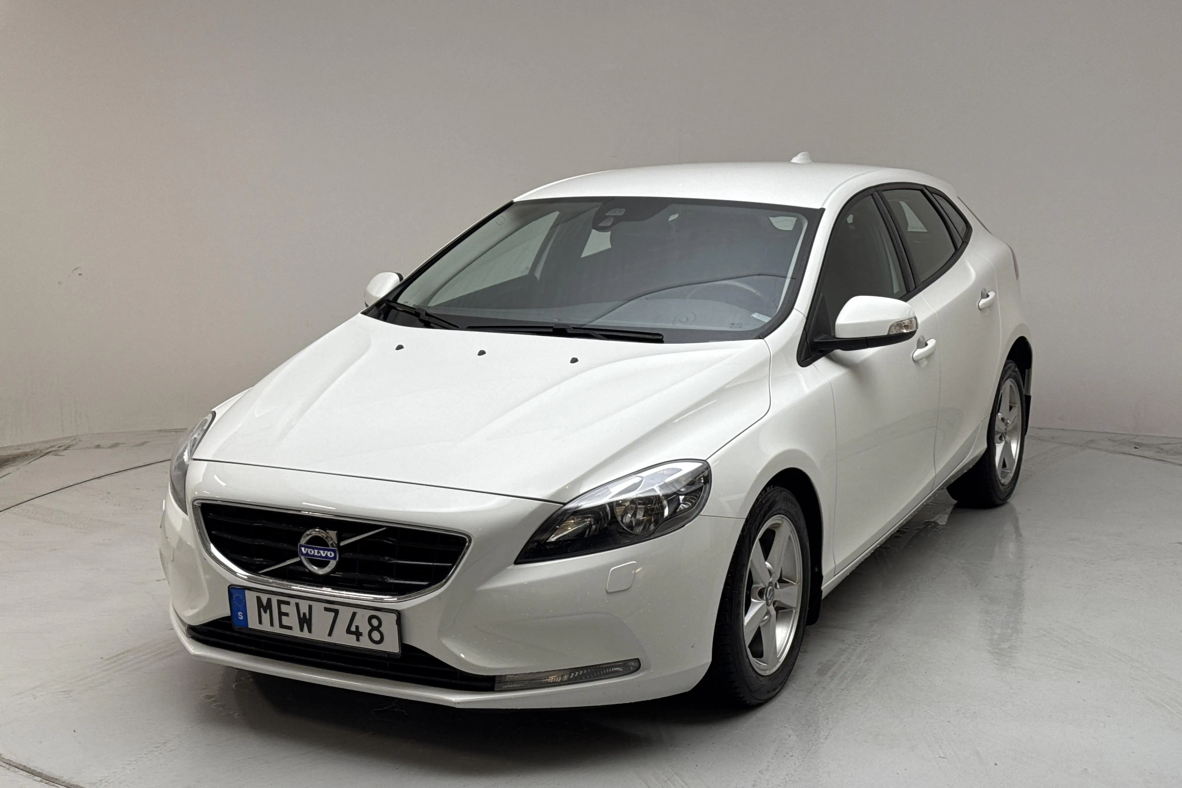 Used Volvo T2 | 73 830 km | 122 hp (90 kW) | kvdcars.com