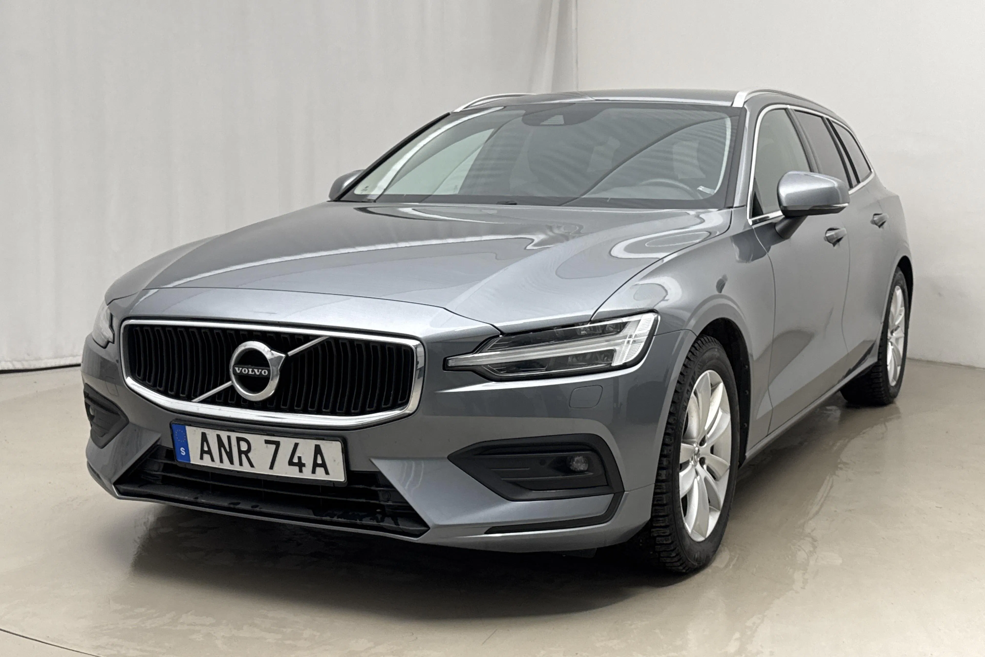 Used Volvo D3 | 102 590 km | 150 hp (110 kW) | kvdcars.com