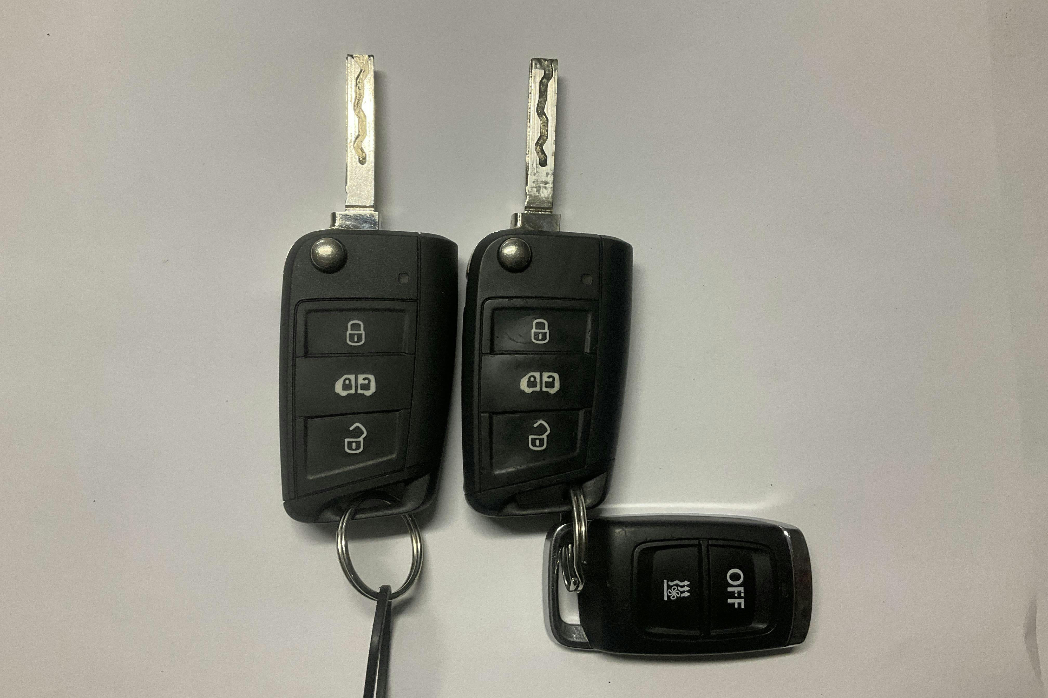 Używane Volkswagen T6.1 Skåp TDI 4MOTION | 87 920 km | 150 KM (110 kW ...