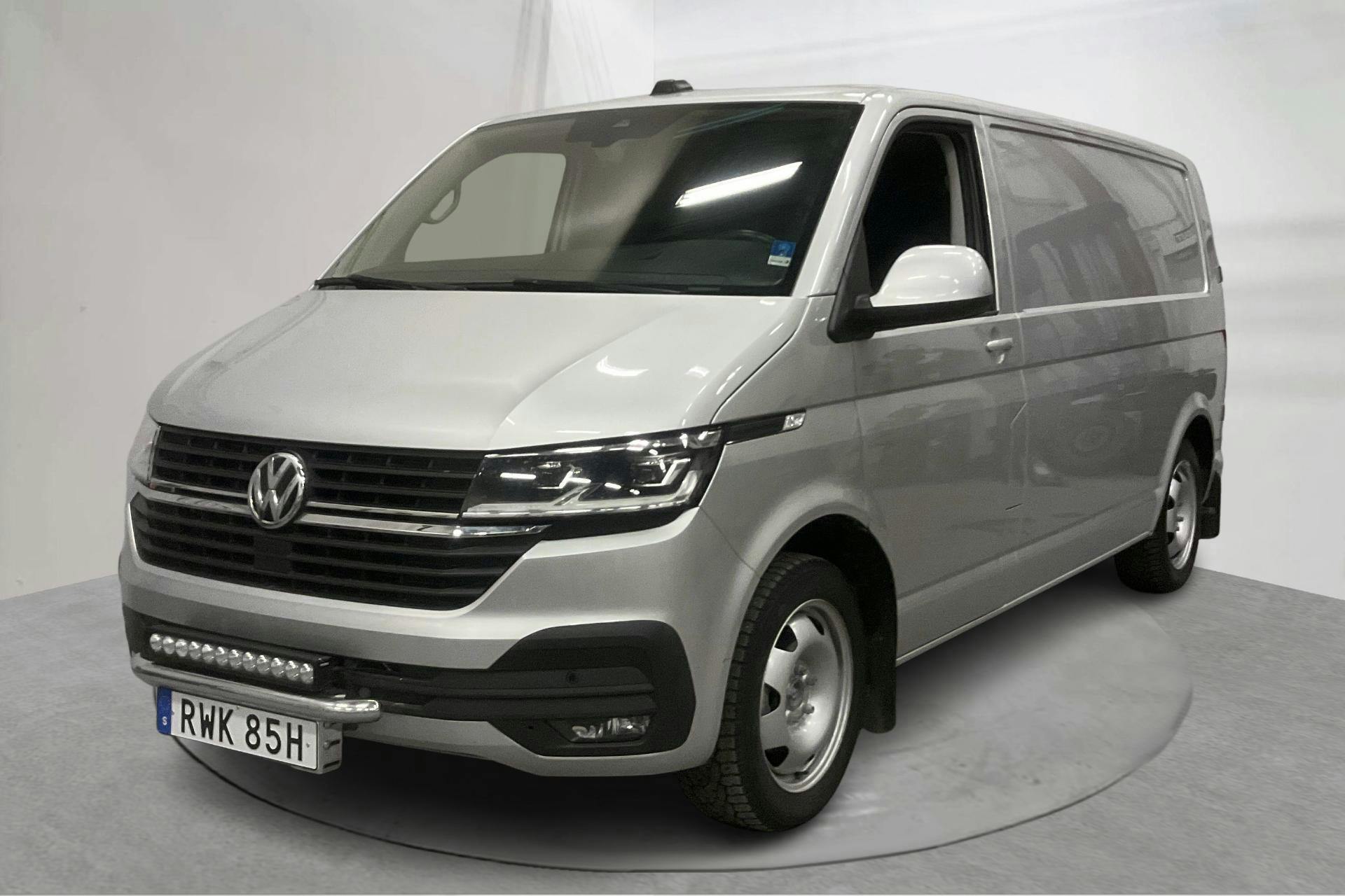 Używane Volkswagen T6.1 Skåp TDI 4MOTION | 87 920 km | 150 KM (110 kW ...